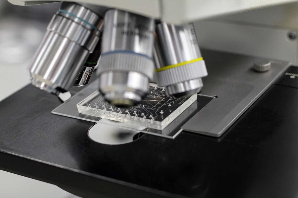 Services | Microfluidics Chips & Devices Manufacturer | uFluidix